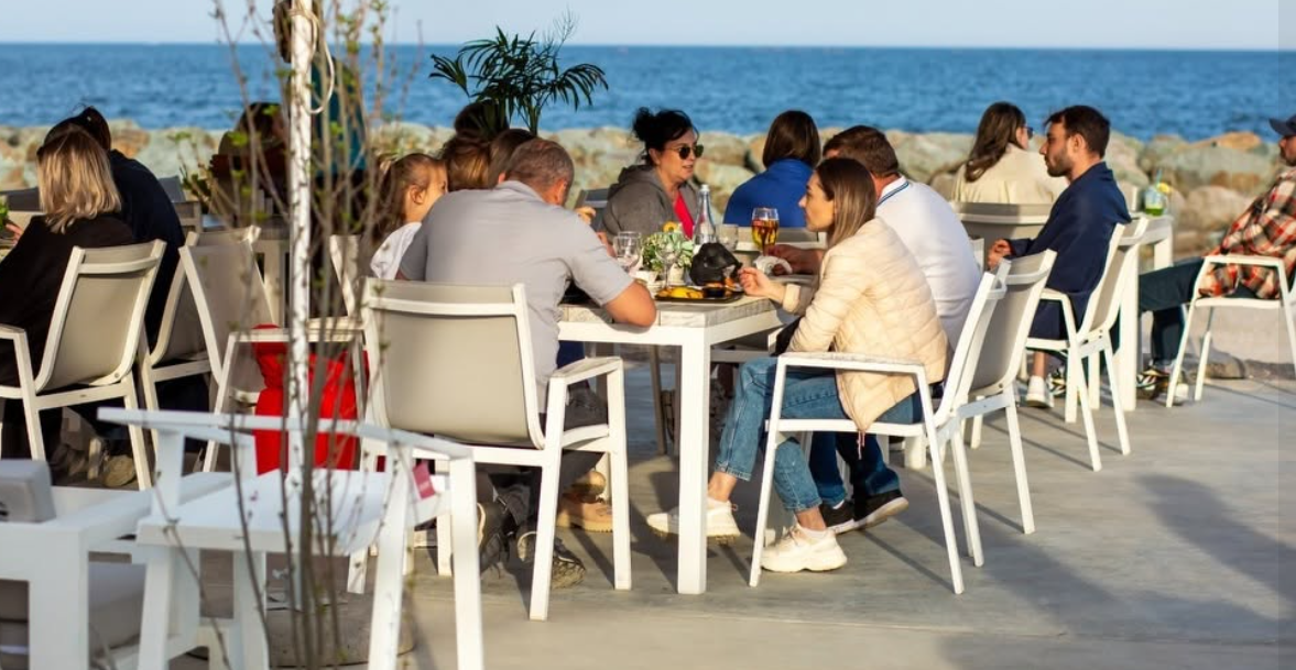 Restaurantul Golful Pescarilor din Agigea, închis de ANPC